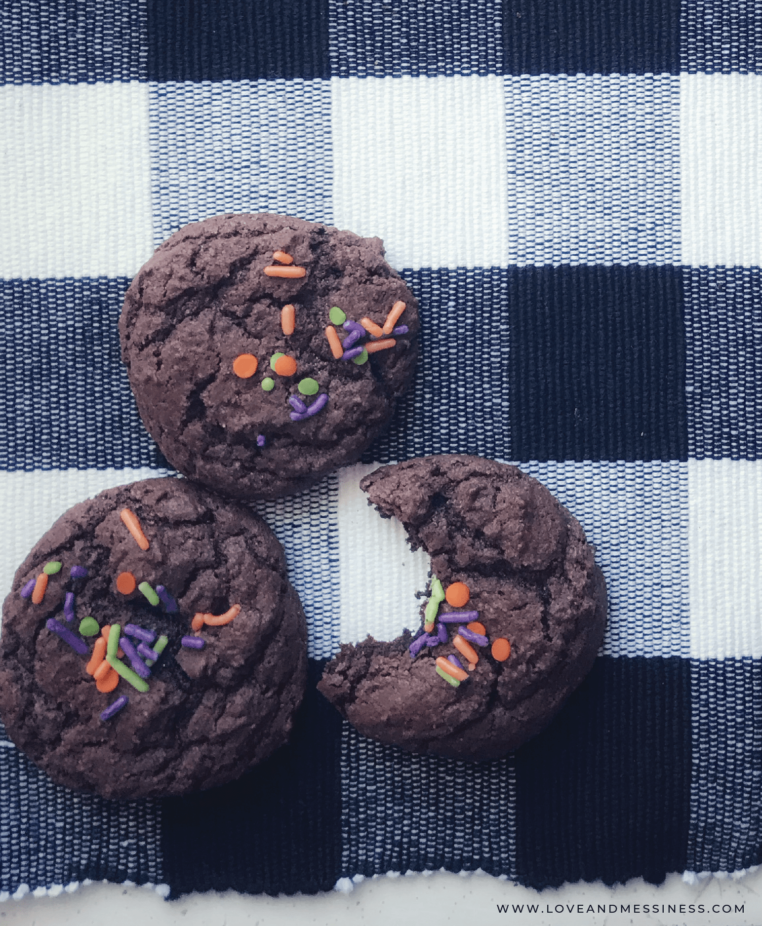 Quick & Easy Cake Mix Cookies - Love & Messiness